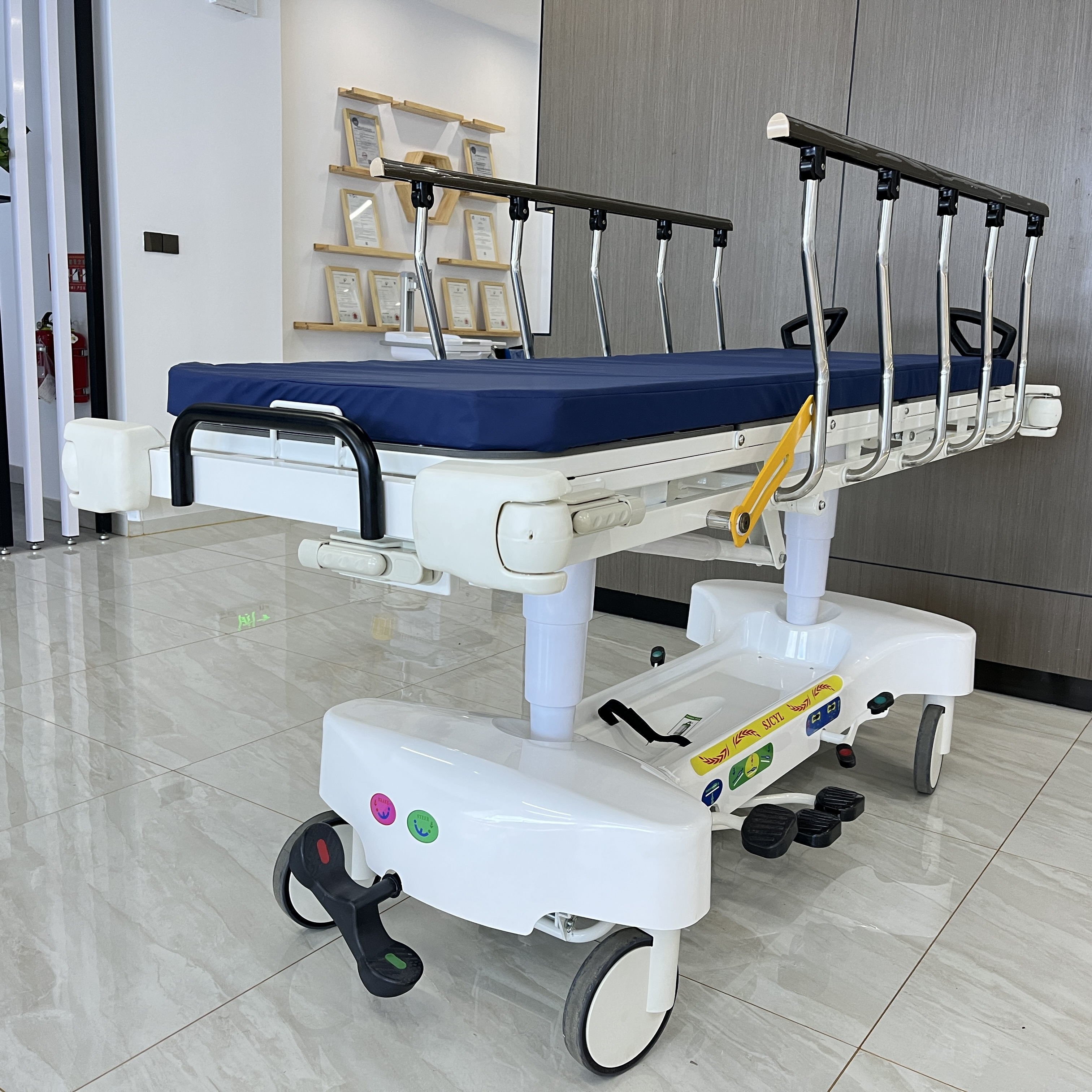 Height Adjustable Hydraulic Emergency Stretcher 2 Layers Hospital ...